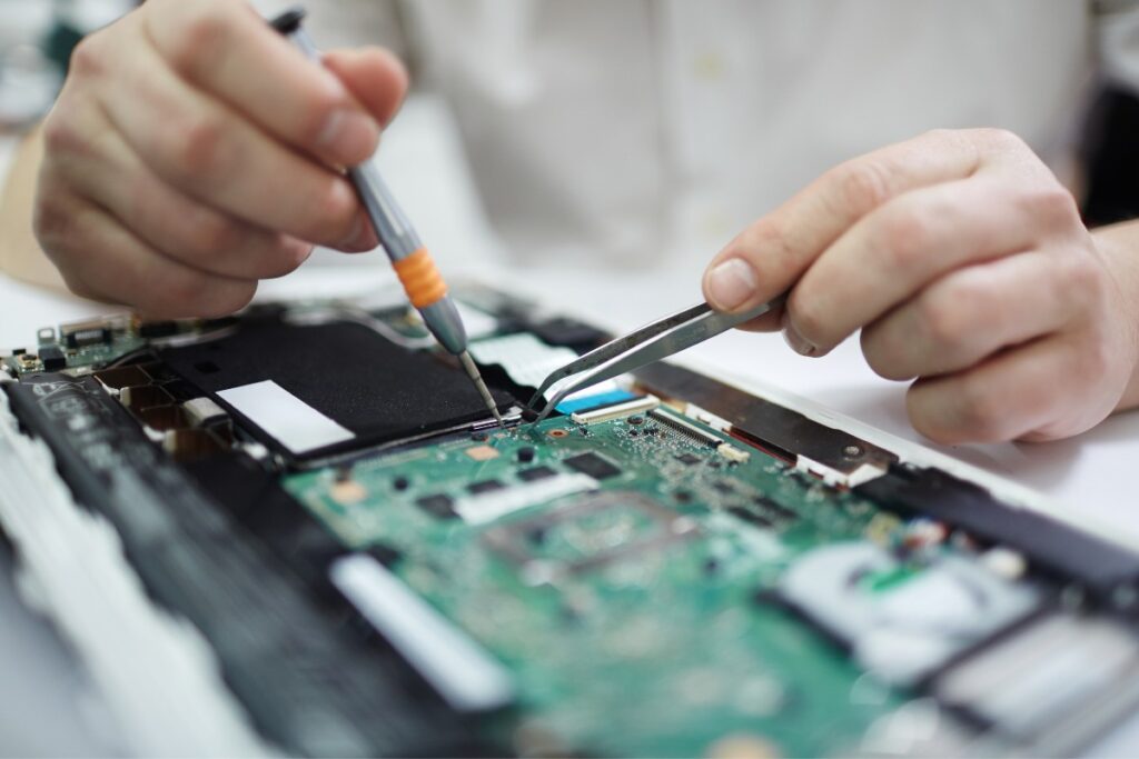 A Deep Dive into Circuit Card Assemblies (CCA) VS Printed Circuit Board ...